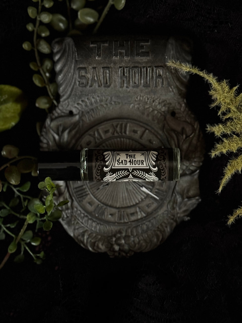 The Sad Hour (ferns & figs) – Seance