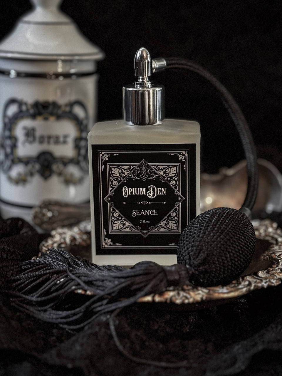 Opium Den Eau De Parfum – Seance Perfumes