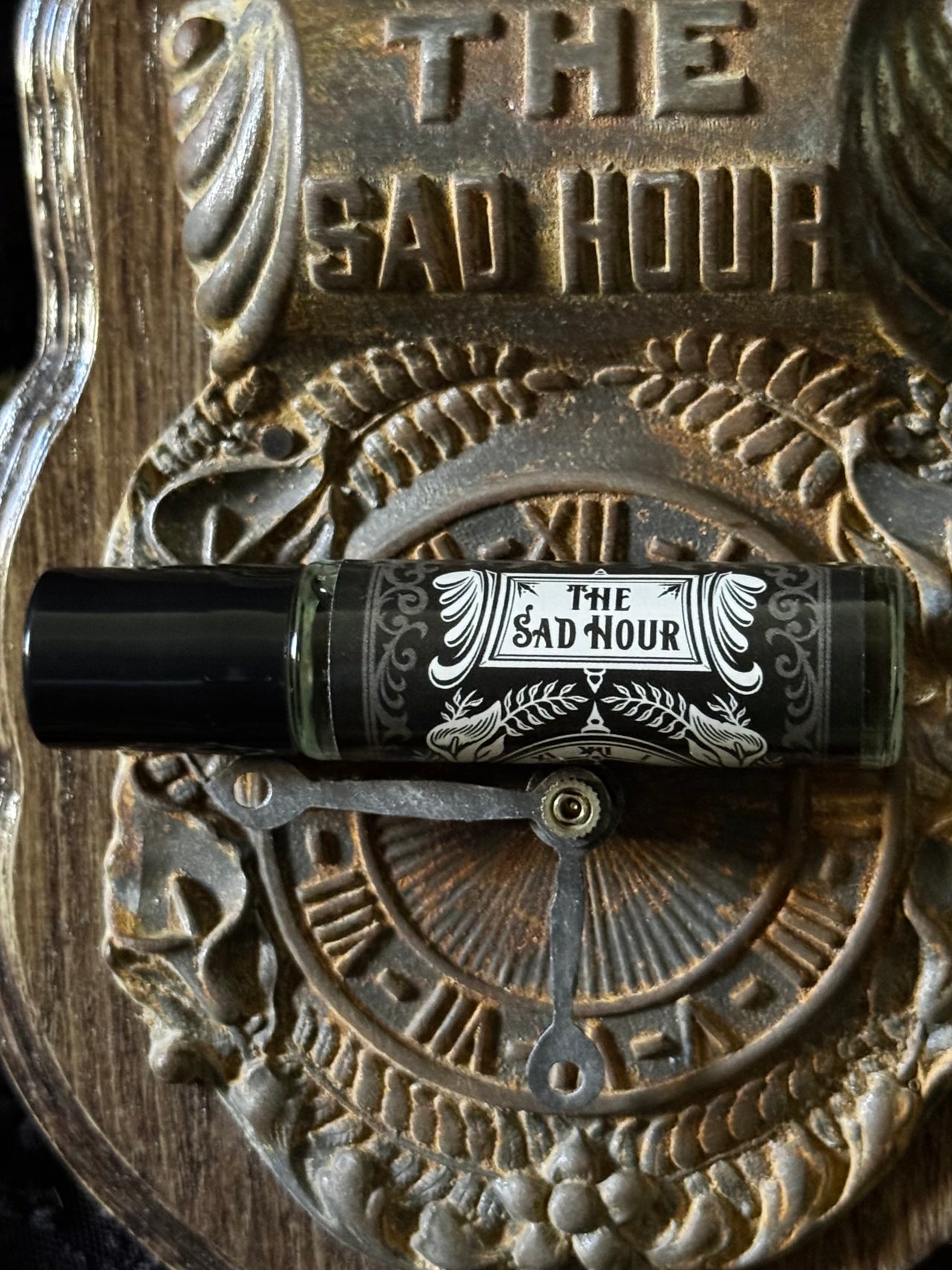 The Sad Hour (ferns & figs) – Seance