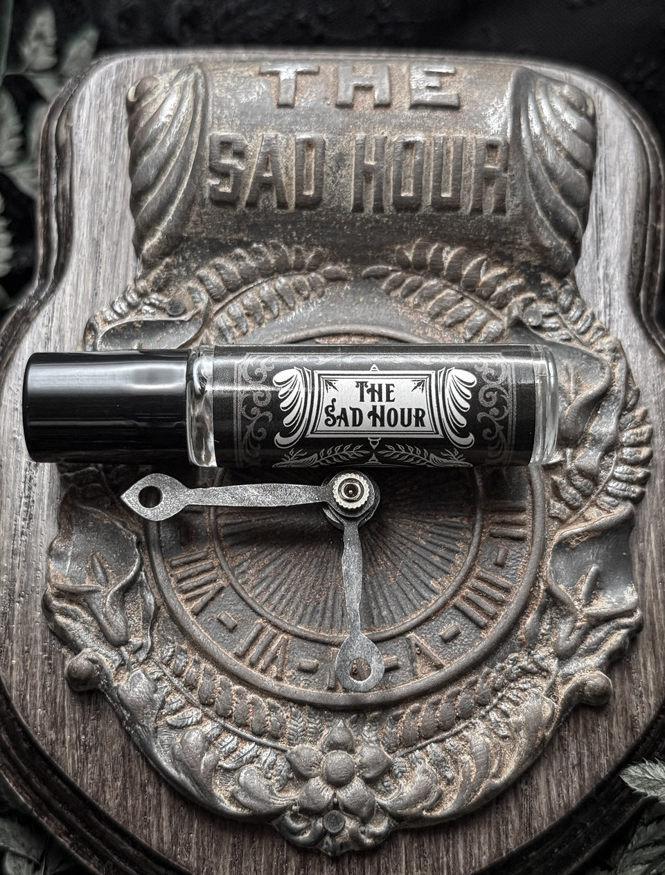 The Sad Hour (ferns & figs) – Seance